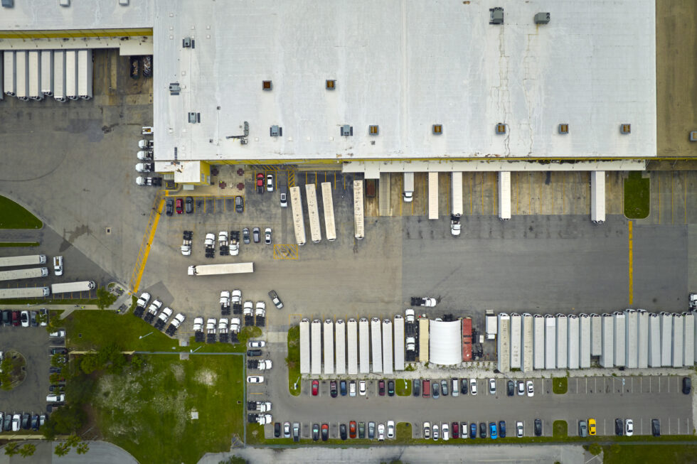 1 din 2 proiecte de hale din România se află în faza de autorizare ...